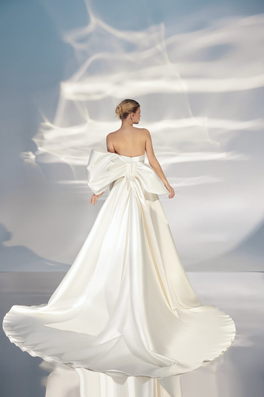 Mikado, Satin Wedding Dress L313 | Ariamo Bridal